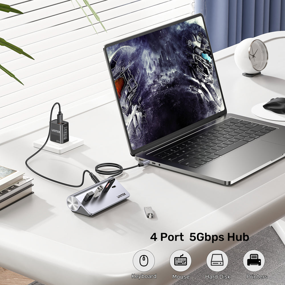 uHUB Q4 4-in-1 USB-C Hub | UNITEK