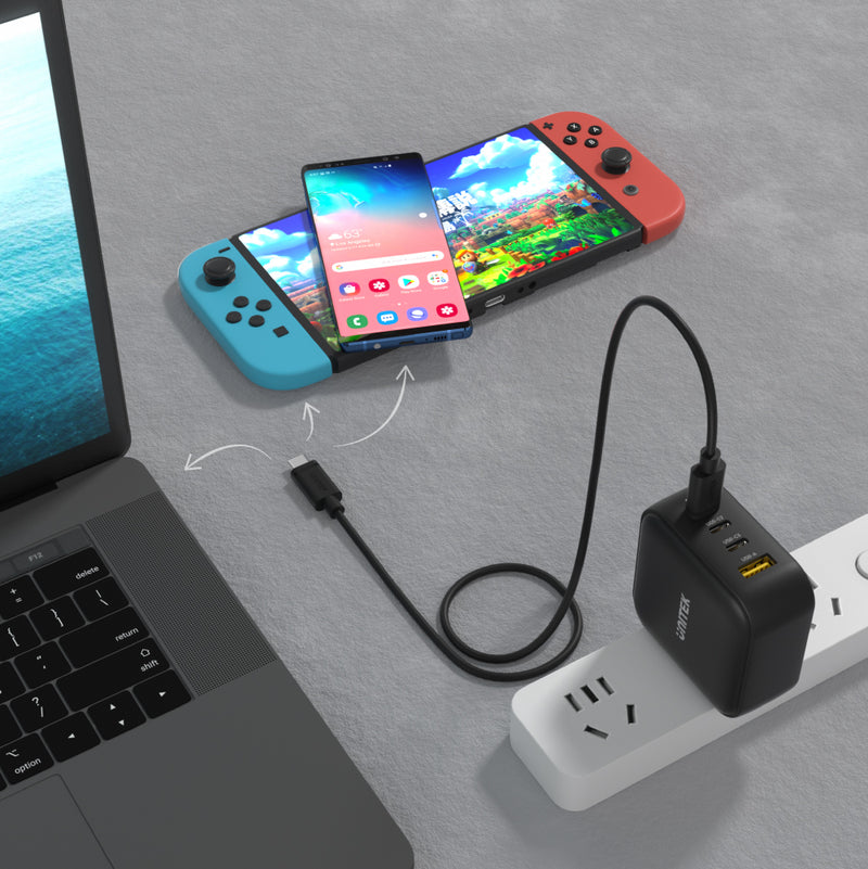 TRAVEL QUAD GaN 4 Ports 100W Charger with USB PD and QC 3.0 in Black